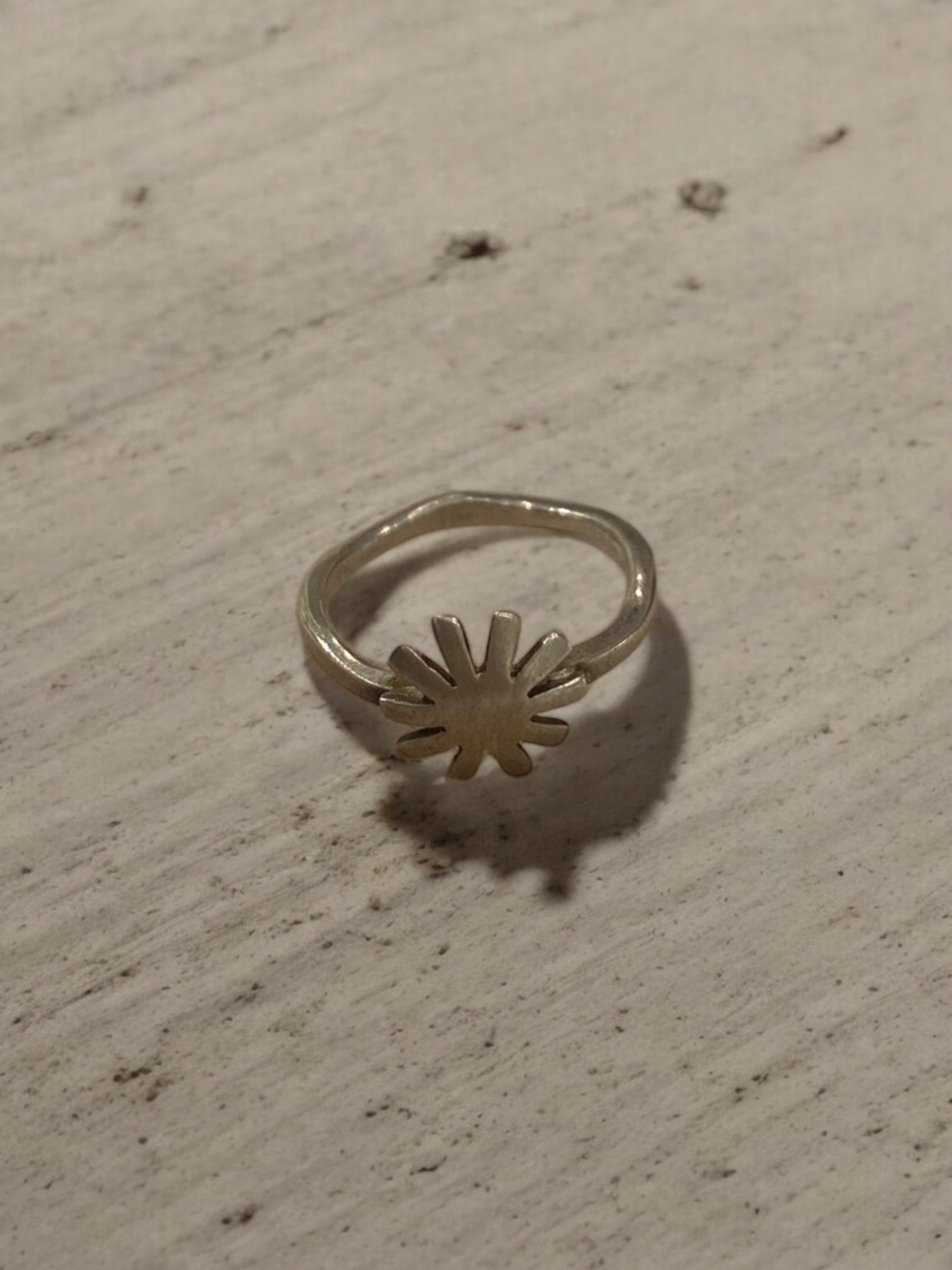 Sol - Anillo de plata - Artisans Collective